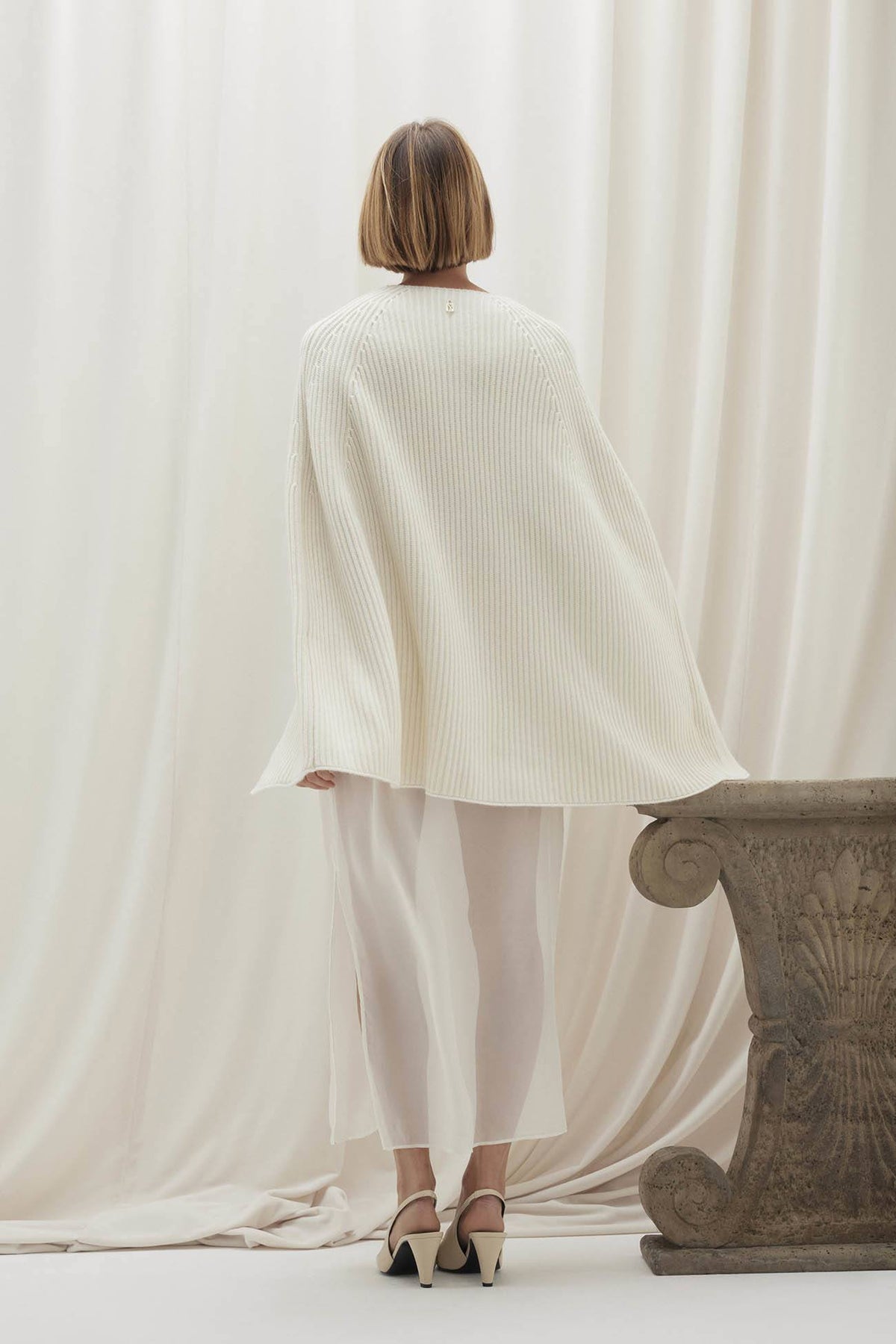 Women's Cashmere Zip-Up Cape | NAKEDCASHMERE