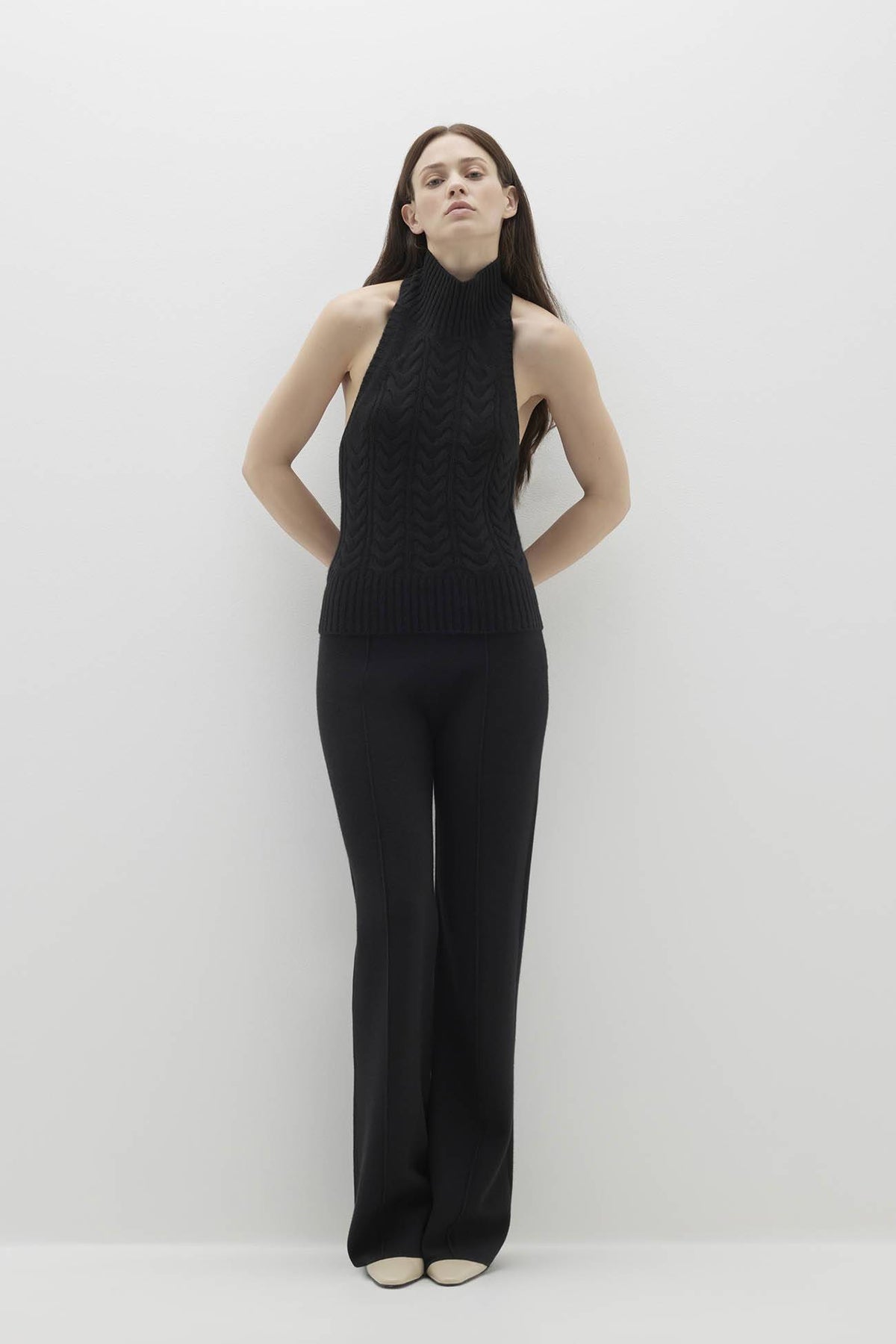 Women's Runa Cable Knit Cashmere Halter Top – NAKEDCASHMERE