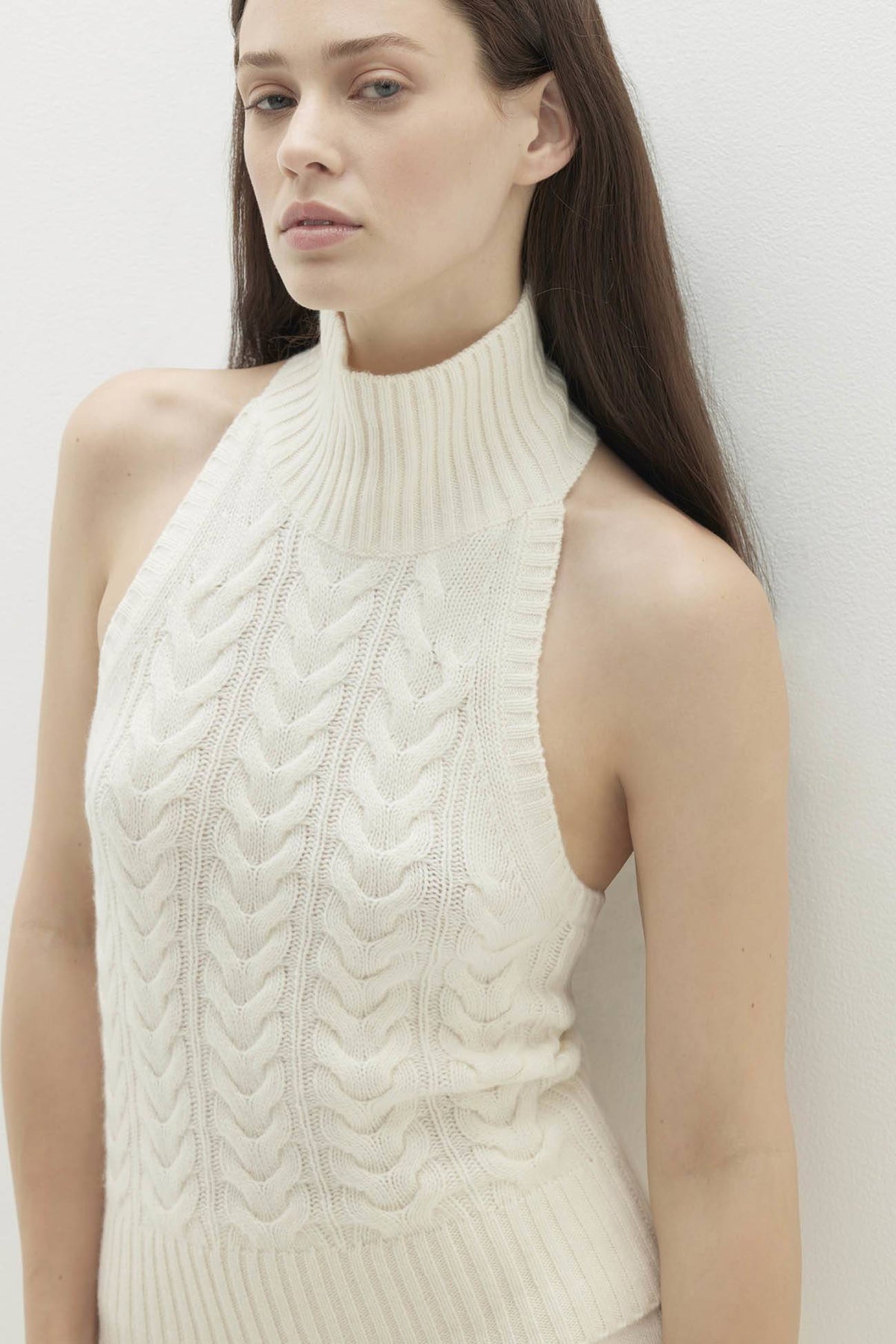 Women's Runa Cable Knit Cashmere Halter Top – NAKEDCASHMERE