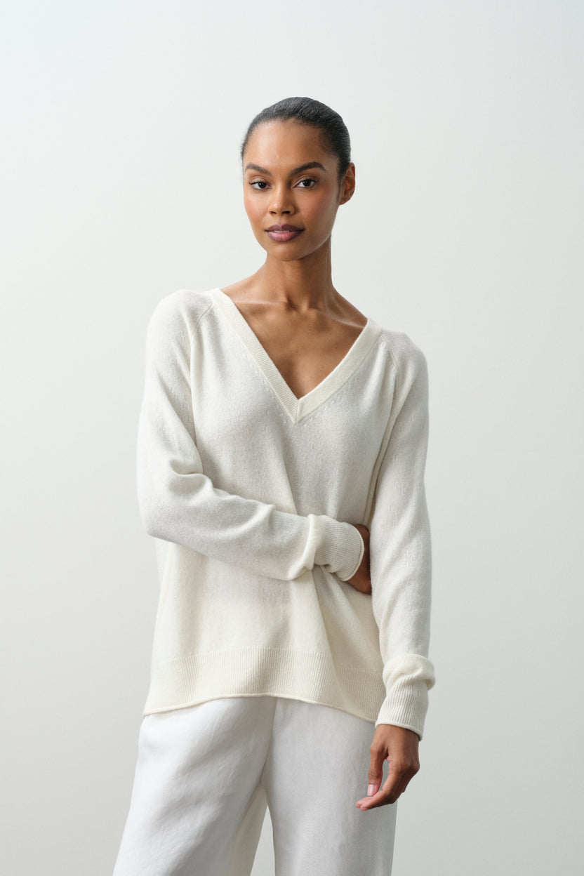 Women's Harlyn V-Neck Cashmere Sweater | NAKEDCASHMERE