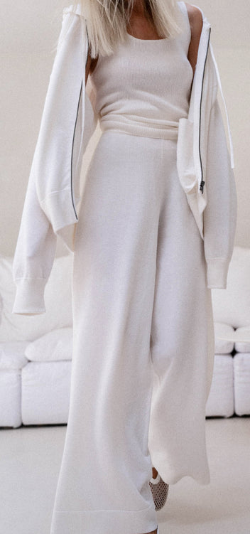 Luxe Cashmere Matching Sets with Two-Piece Outfits and Loungewear ...